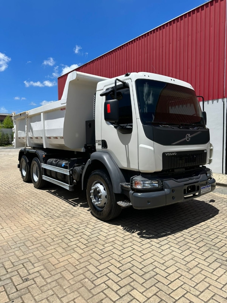 volvo vm 330 l 8000 diesel automatico 2022